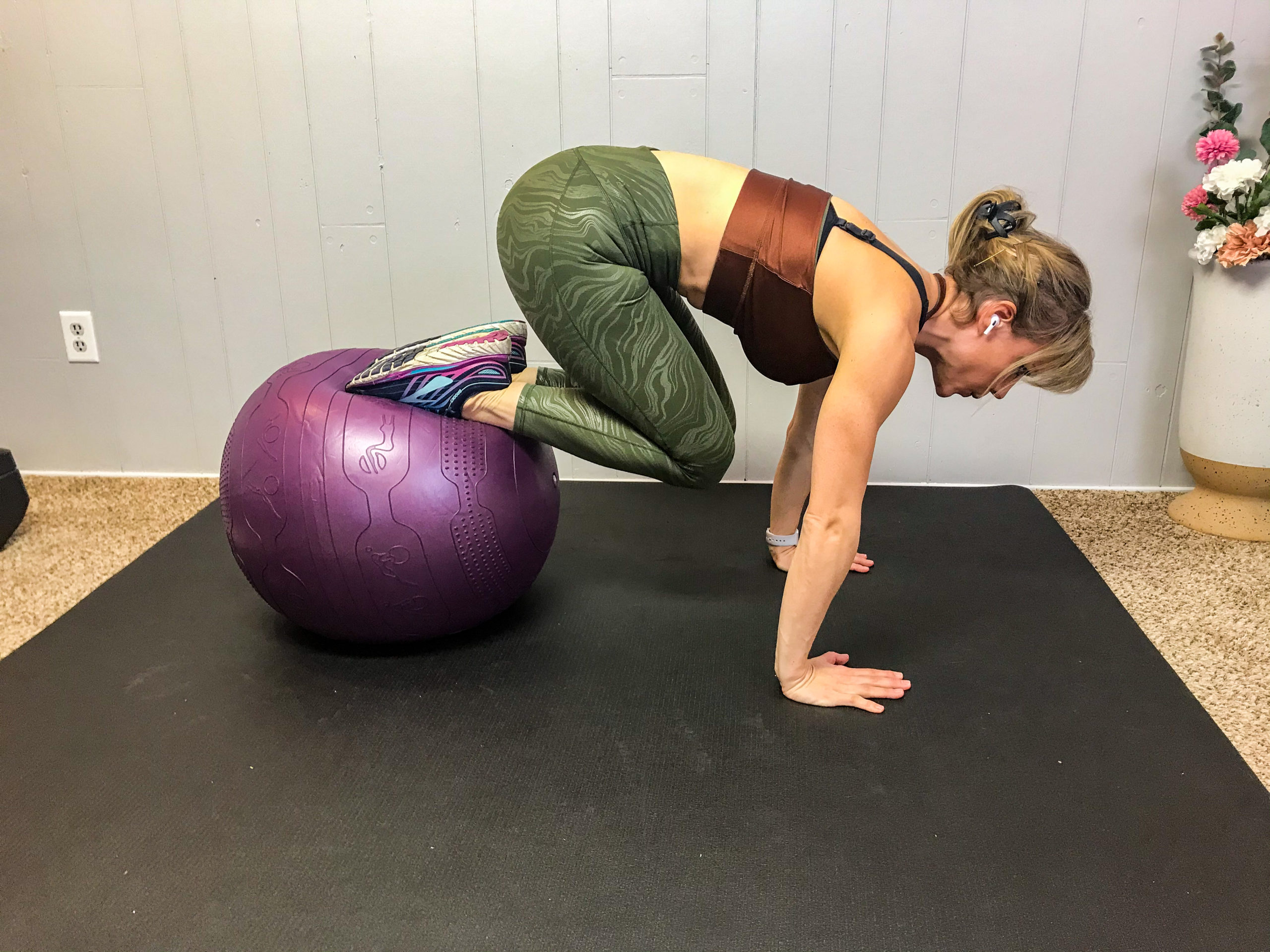 10-Minute Core Workout Routine: Quick Ab Exercises | Bender Fitness