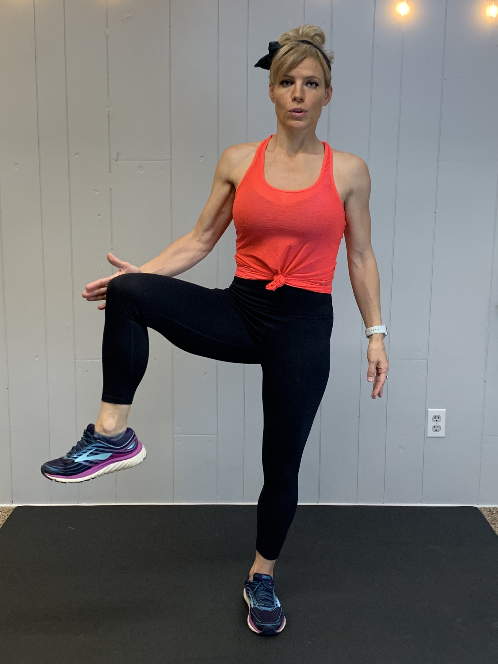 Apartment Friendly Workout: Exercises for Legs, Glutes & Thighs ...