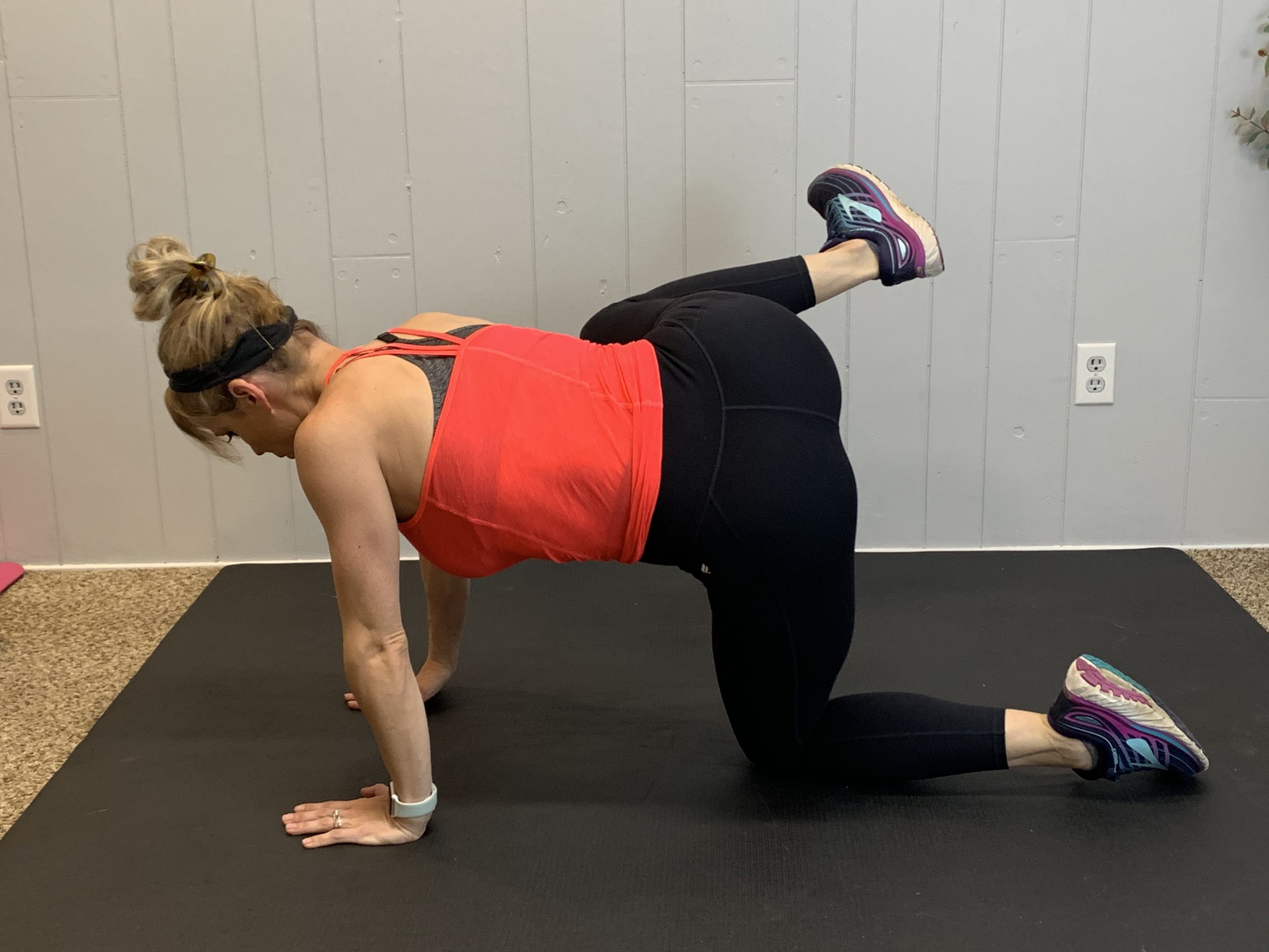 No Equipment Lower Body Workout: 16-Minutes Per Round – No Jumping ...