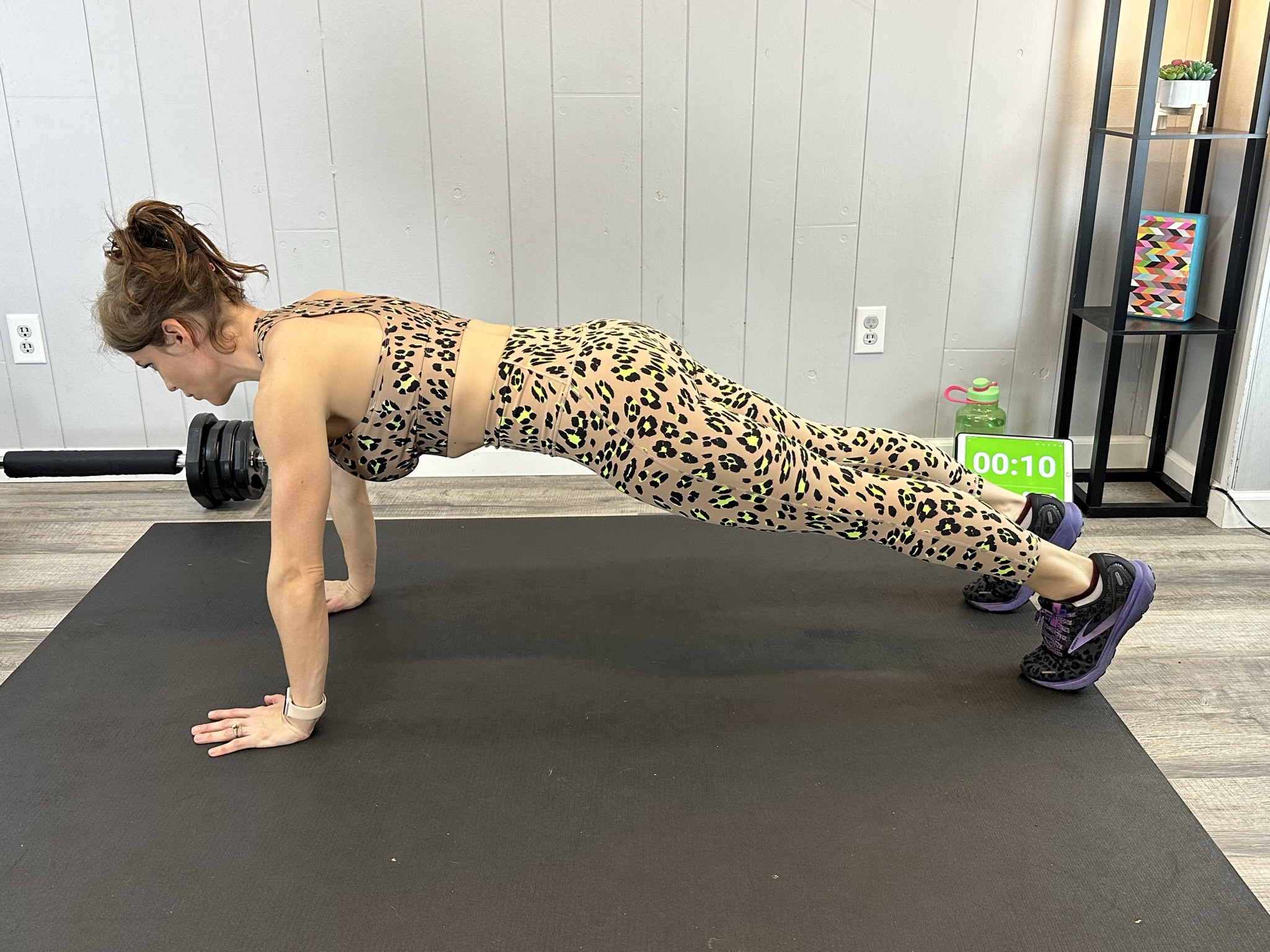 15-Minute Full Body Workout: Move & Groove to a Strong and Healthy New ...