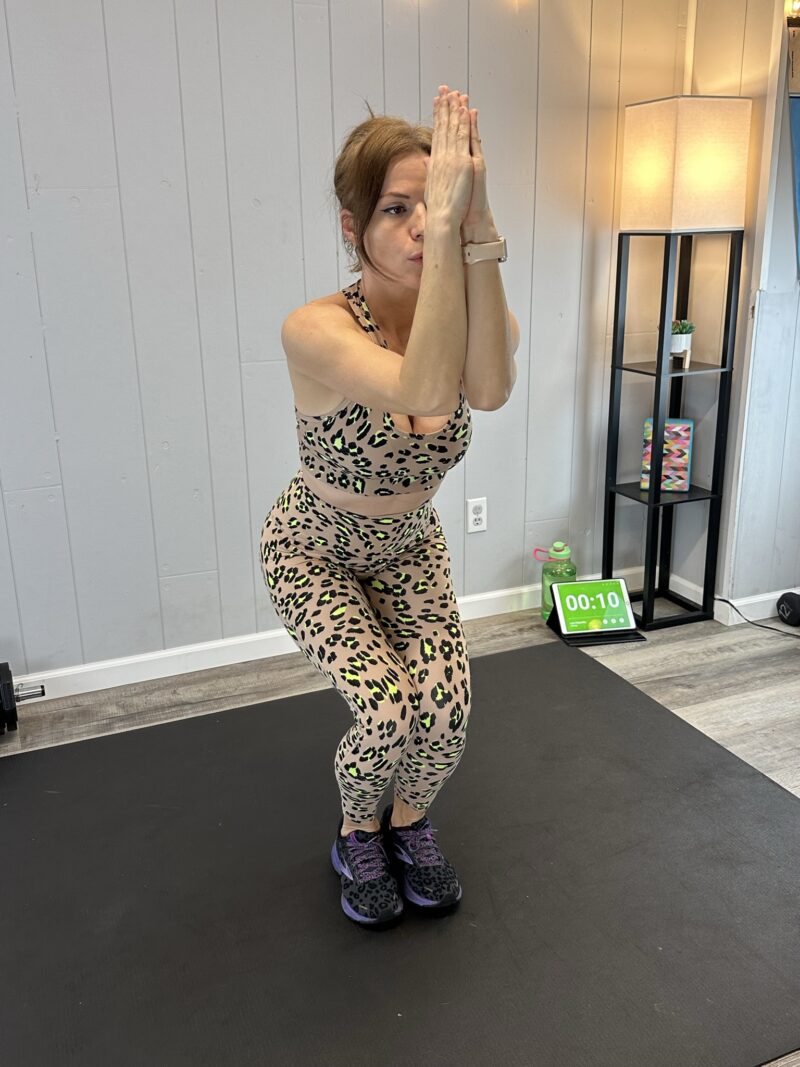 15-Minute Full Body Workout: Move & Groove to a Strong and Healthy New ...