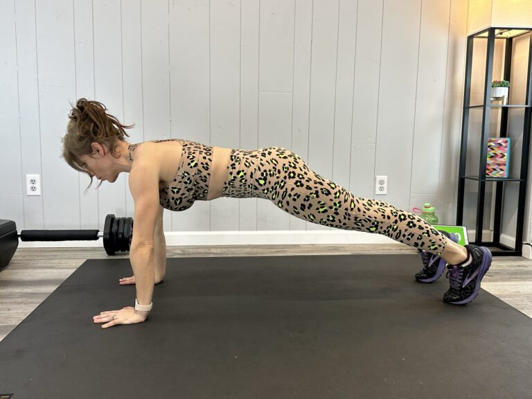 15-Minute Full Body Workout: Move & Groove to a Strong and Healthy New ...